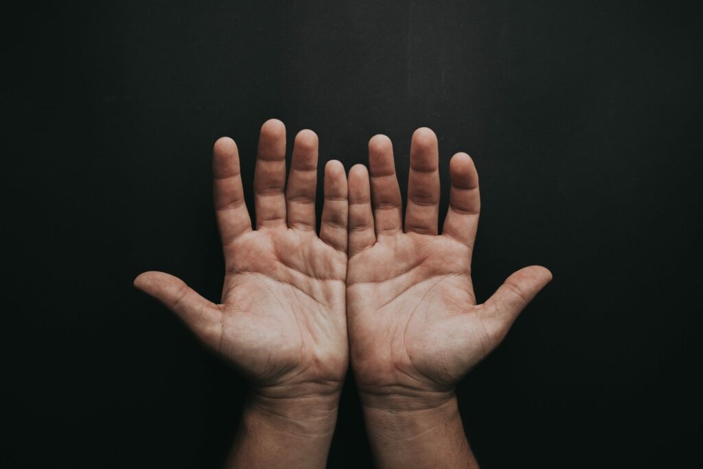 Diabetes Hand Complications: Stiff Hand Syndrome, Trigger Finger, and More
