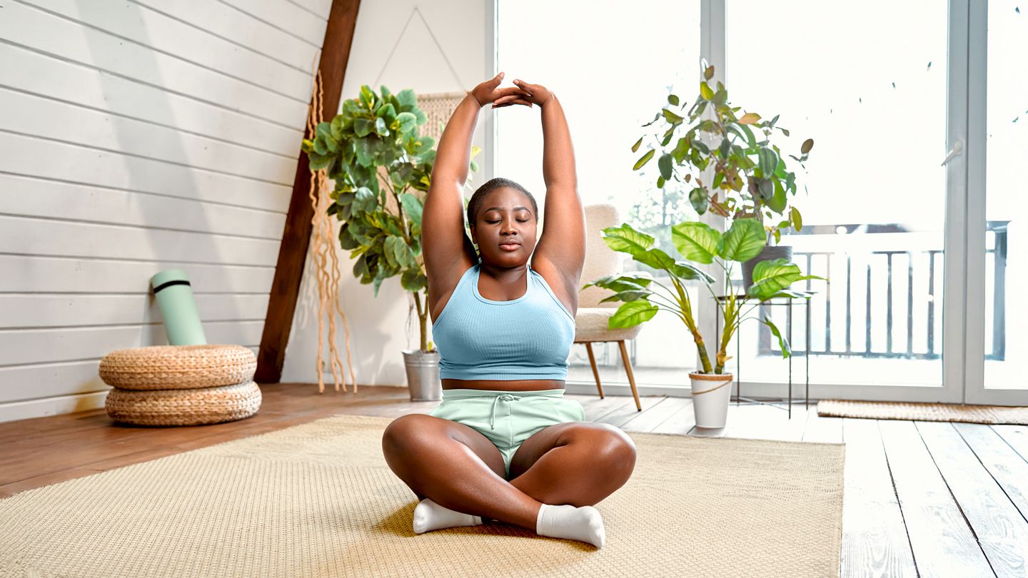 What It Means If You Can't Straighten Your Arms Over Your Head
